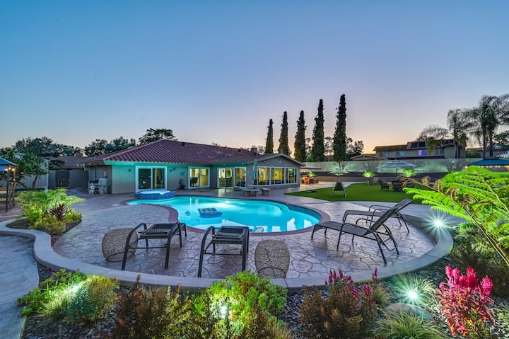 Luxe Family Home In Bonita W/ Private Pool & Spa! - Chula Vista, CA