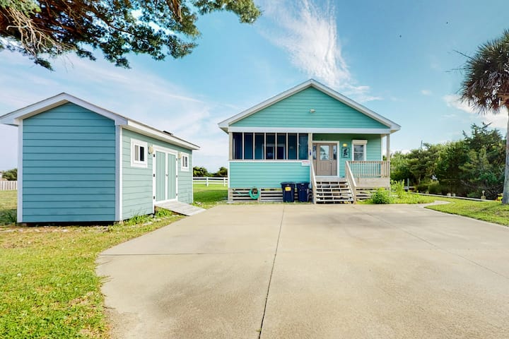 3br Canal Front Close To Town, 2 Screened Porches - Avon, NC
