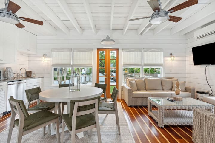 'Garden Cottage' At The Broad Street Residences - Charleston, SC