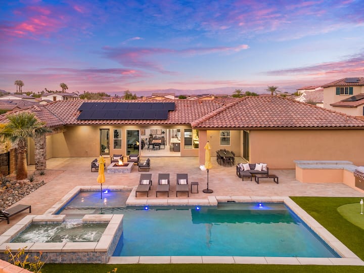 Pga West: Your Poolside & Fire Pit Haven - La Quinta, CA