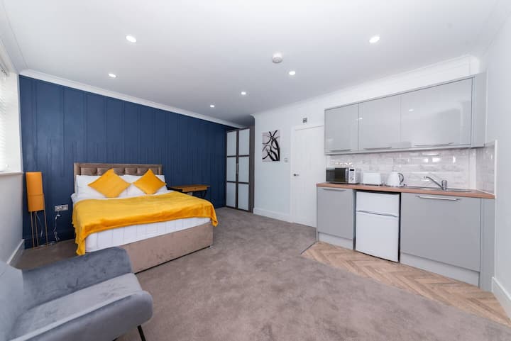 Lincoln Studios ~ Modern Stay Near Train Station! - Peterborough, Royaume-Uni