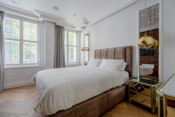 Contemporarily Elegant 2bd Flat, Earl Court - Notting Hill