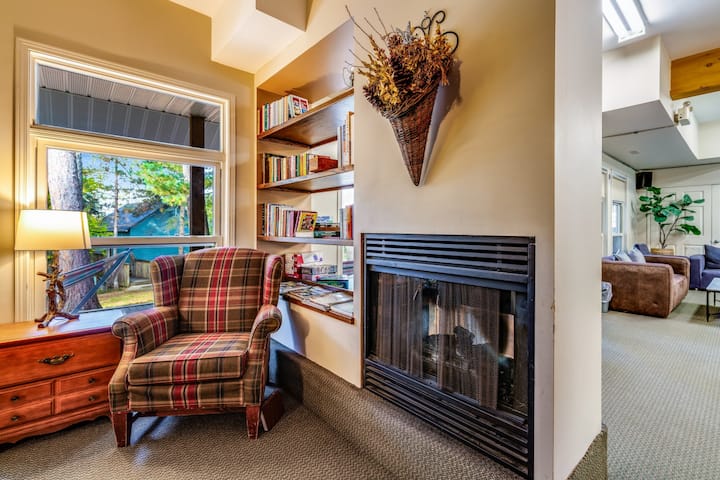 Contemporary Cottage On Waterfront - Inverloch - Ontario 60