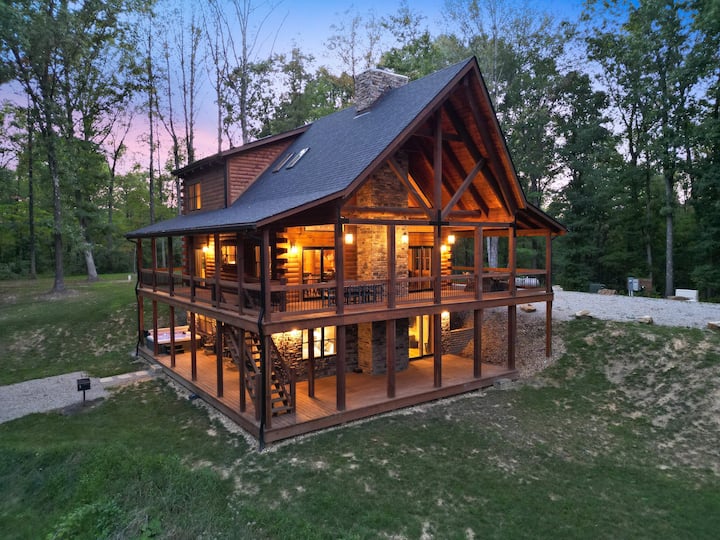 Hillside Hideaway - Cabin On 6 Acres - Logan, OH