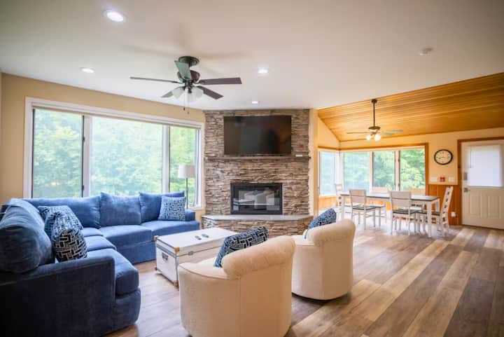 Luxury 3-story Suite At Smugglers' Notch Resort - Smugglers' Notch Resort, Jeffersonville