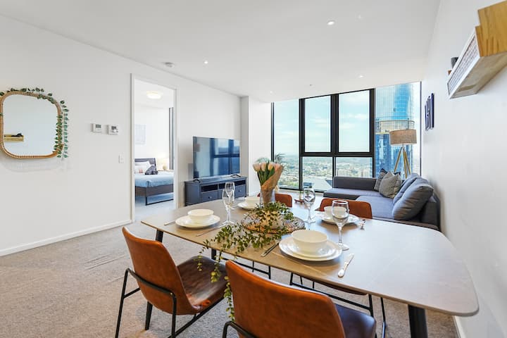 Luxurious 2 Bed Apartment With Captivating View - Melbourne