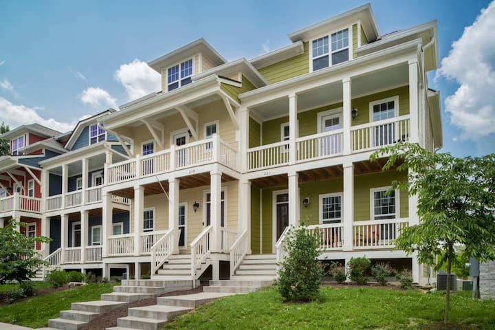 Cumberland Emerald | Walk To Dining - Old Hickory Lake, TN