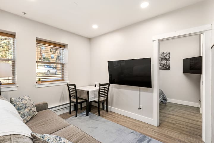First Floor Two Bed Apartment Downtown - Great Falls, MT