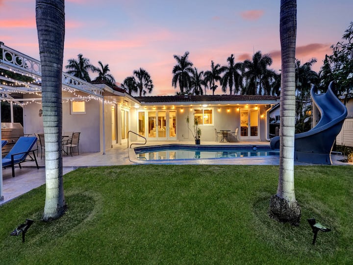 Waterfront Serenity | Pool & Bbq | Koi Pond - Fort Lauderdale, FL