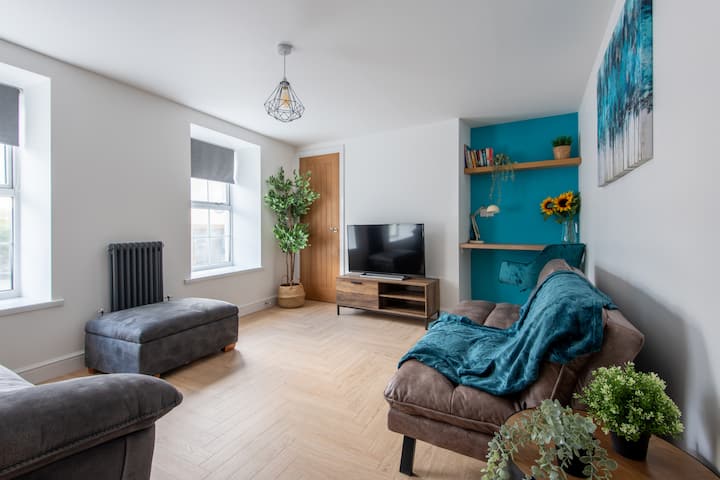 Skirrid Apartment, Abergavenny Town Centre - Usk