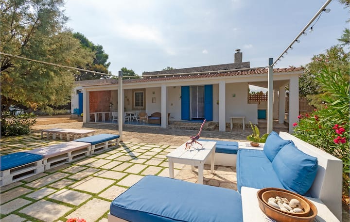 Nice Home In Trani With House Sea View - Trani