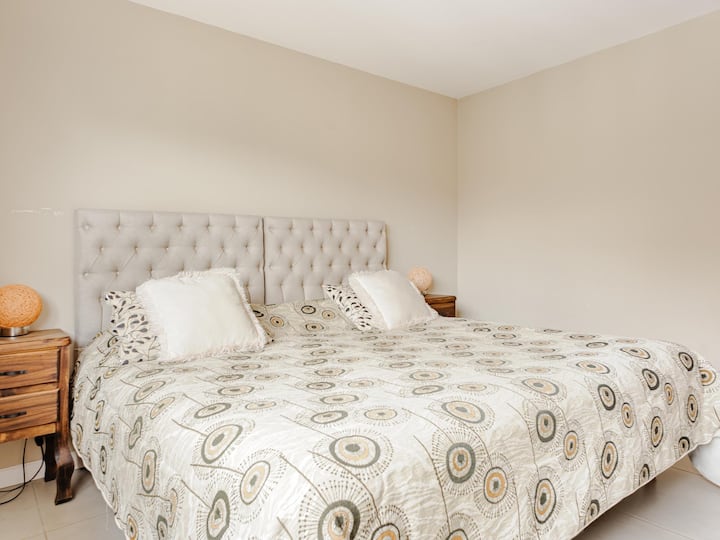 City Center 2 Bedroom Apartment. - Ushuaia