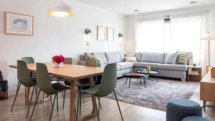 Condo With Hot Tub - Cabot Views - Revelstoke