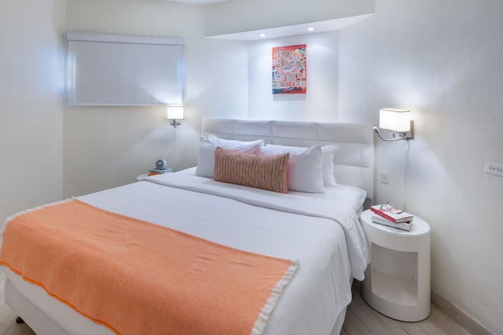 Barbados Escape! 2 Relaxing Suites With Kitchen! - Barbados