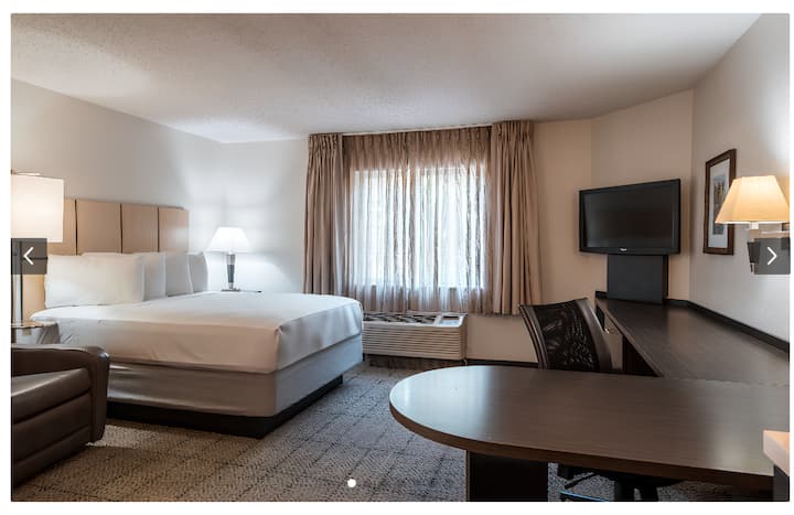 Sate Your Appetite At Texas Roadhouse! Four Units - Fort Worth, TX