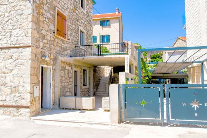 Appartement Centar (96501-a1) - Postira