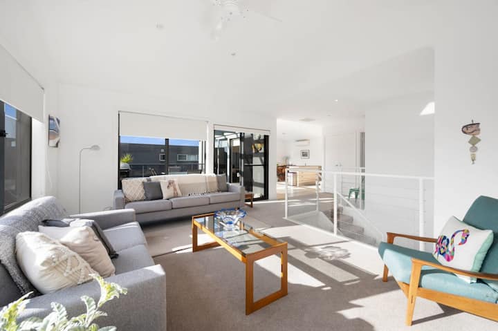 Holiday Haven – Coastal Comfort In Old Torquay - Torquay