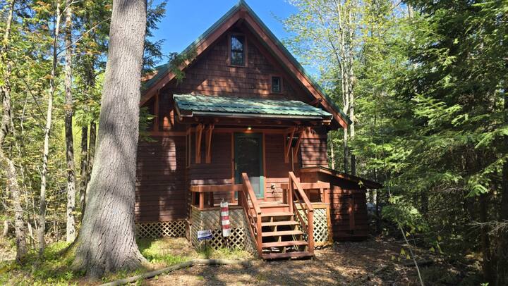 Blue Spruce Chalet @ Brickyard Creek, Bayfield - Big Bay State Park, La Pointe