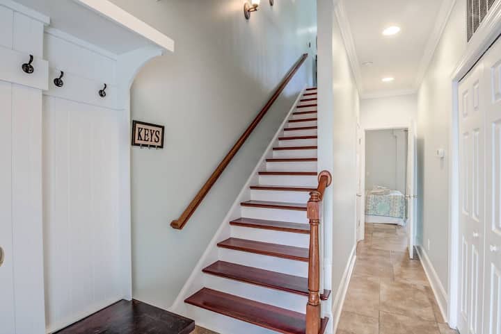 One Block To The Beach - Carolina Beach, NC