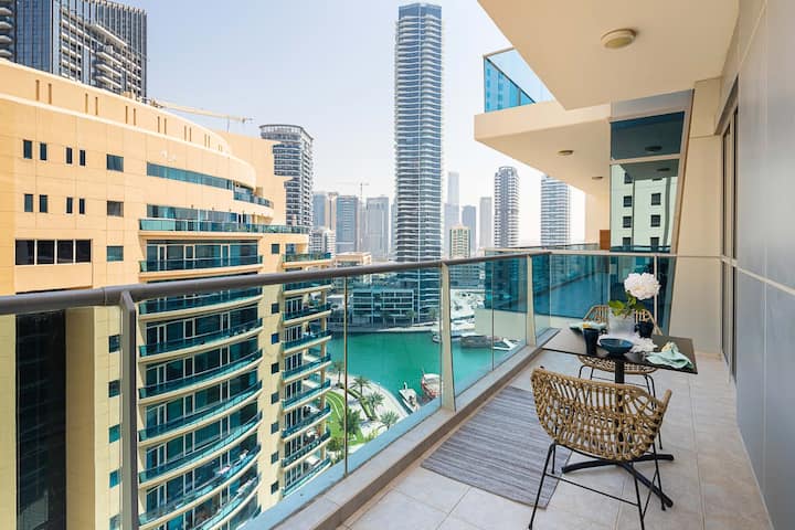 Spacious 2br W/ Relaxing Marina Canal Views! - United Arab Emirates