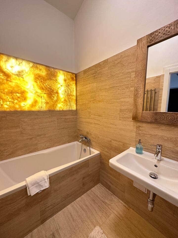 3bdr Stylish Wooden Apartment - Prague