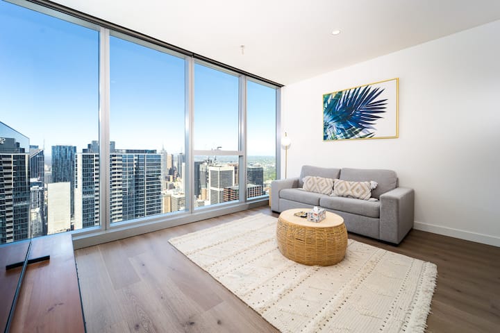 Luxury City View Apt On Level 58 W/pool+sauna+gym - Melbourne