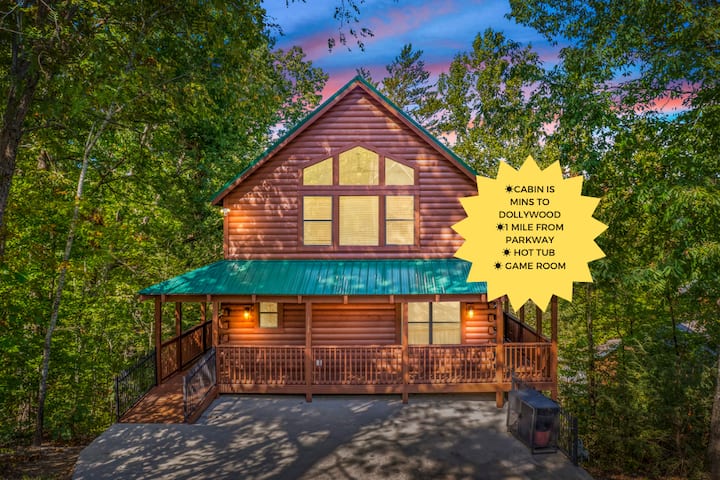 0.8 Miles To Strip, Outdoor Pool, Games, Theater - Pigeon Forge, TN