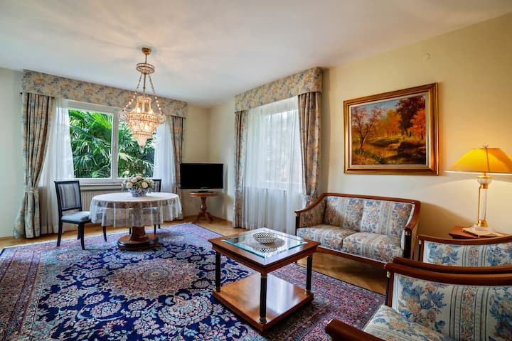 Villa Coris Ferienwohnung Magnolia - Merano
