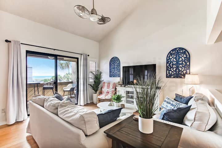 Newly Renovated! New Dog Friendly! Ocean View! - Fernandina Beach, FL