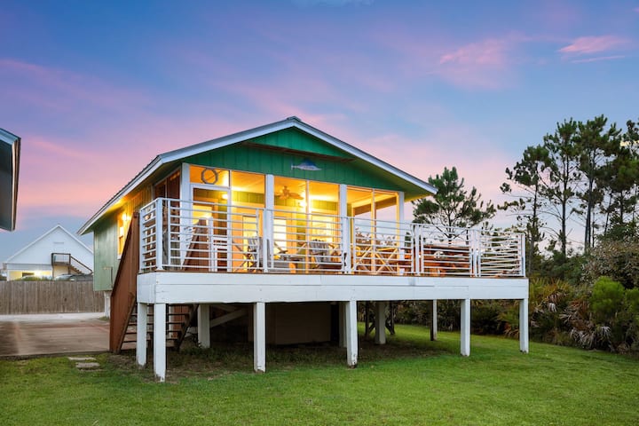 Scallop Cove #6 - Bay Font! Newly Redecorated! - Cape San Blas, FL