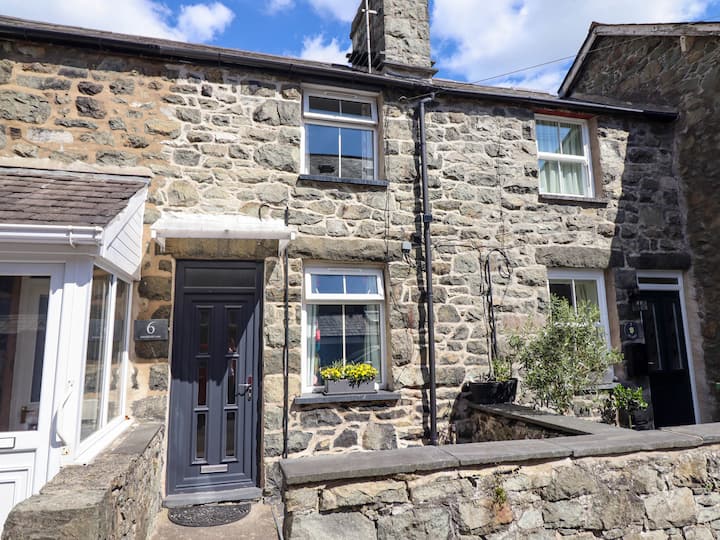 6 Smithfield Lane - Dolgellau