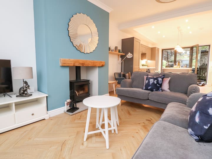 5 Myrtle View - Keighley