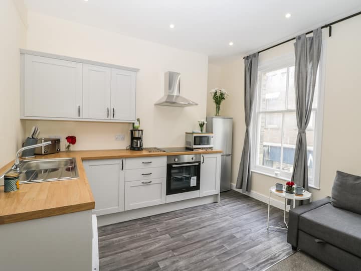 24 Baxtergate - Whitby