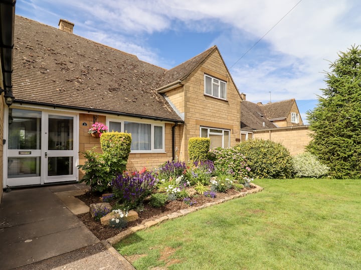 3 Granbrook Lane - Broadway