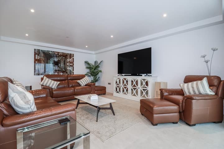 13 Cliff Edge - Newquay