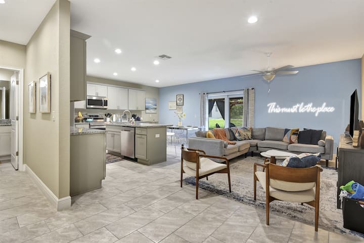 Coastal Paradise Walk 2 Beach-game Rm, Parking, Ac - Ponce Inlet, FL