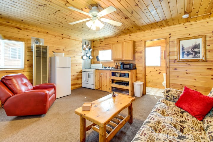 Boat + Fish On Mille Lacs Lake: ‘Walleye Cabin’ - Grand Casino Mille Lacs