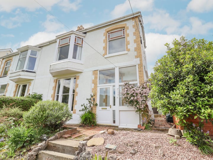 18 Ffordd Tanrallt - Prestatyn