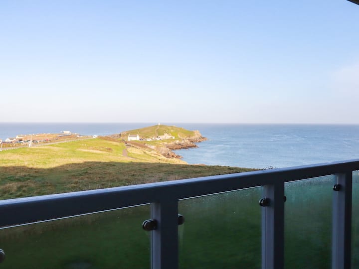 9 Headland Point - Newquay