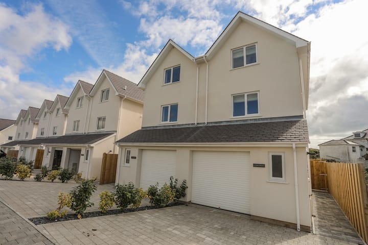 9 Lon Y Dryw - Trearddur Bay