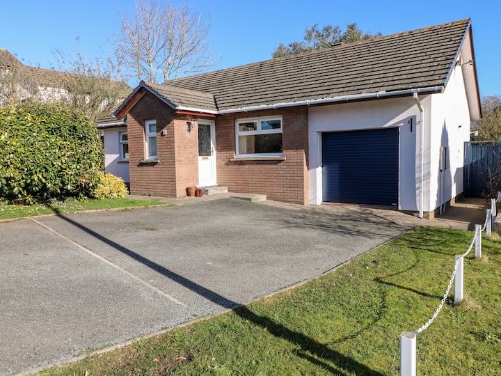 1 Gloucester Way - Pembroke Dock