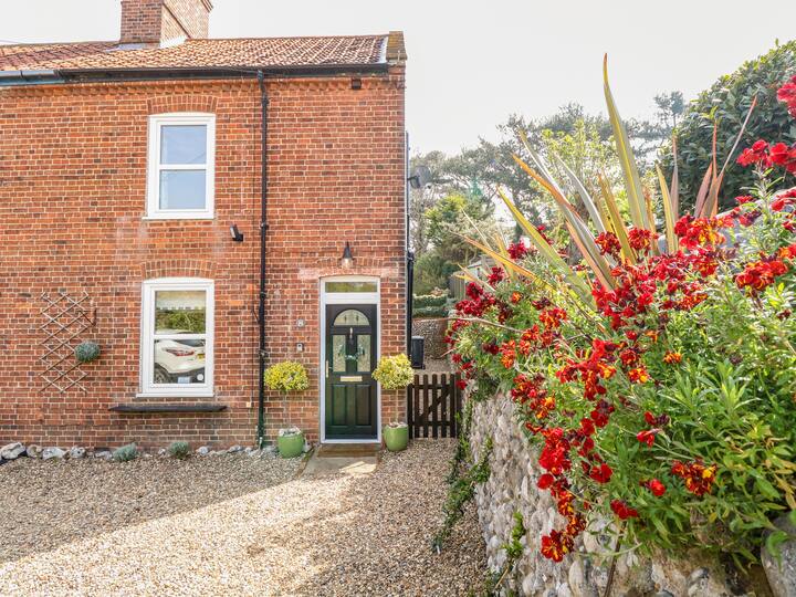 8 Melinda Cottage - Cromer