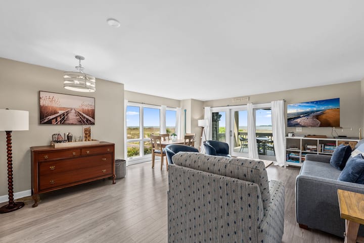 1st Floor End Unit Panoramic Views! Dog Friendly! - Seabrook Island, SC