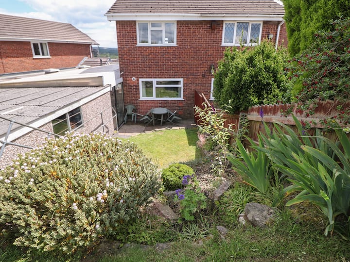 Basford View - Leek