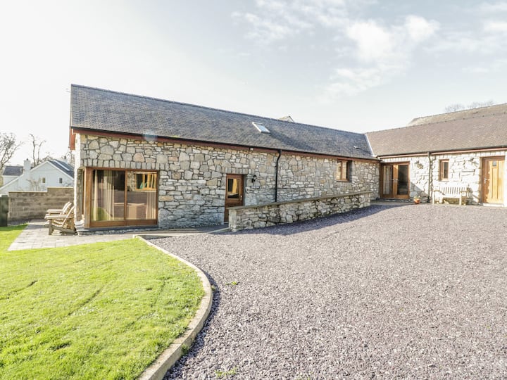 Beudy Bach - Beaumaris