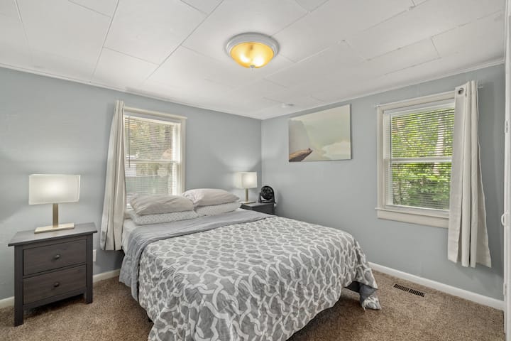 Bo’s Cozy Guesthouse| Hot Tub • Sauna • Quiet Stay - Billings, MT