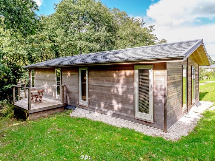 8 Streamside - Polperro