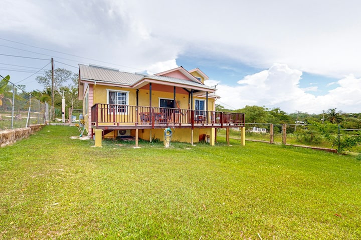 San Ignacio House Vacation Rentals - Cayo District, Belize | Airbnb