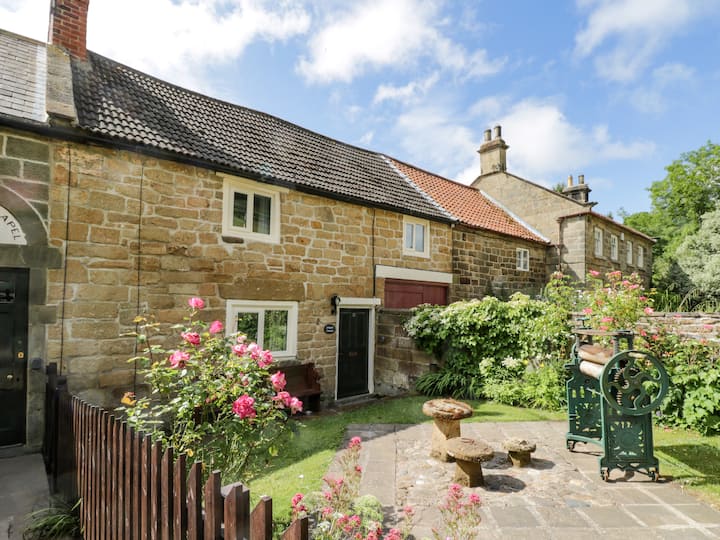 Chapel Cottage - Redcar
