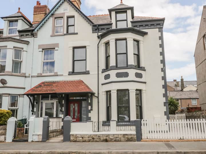 Charnwood Villa - Llandudno